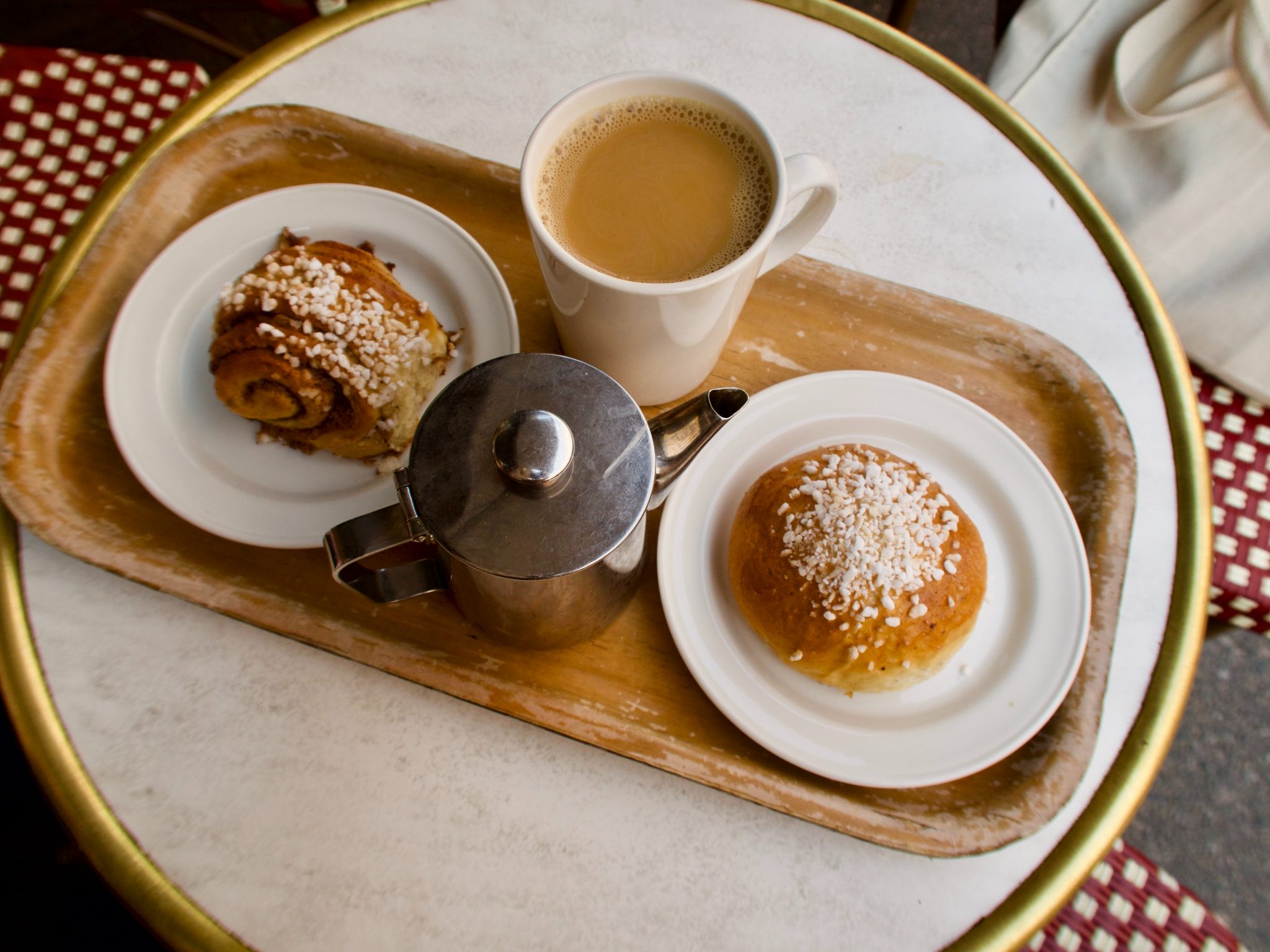 Fika ou l’art de vivre à la suédoise • Bloomen
